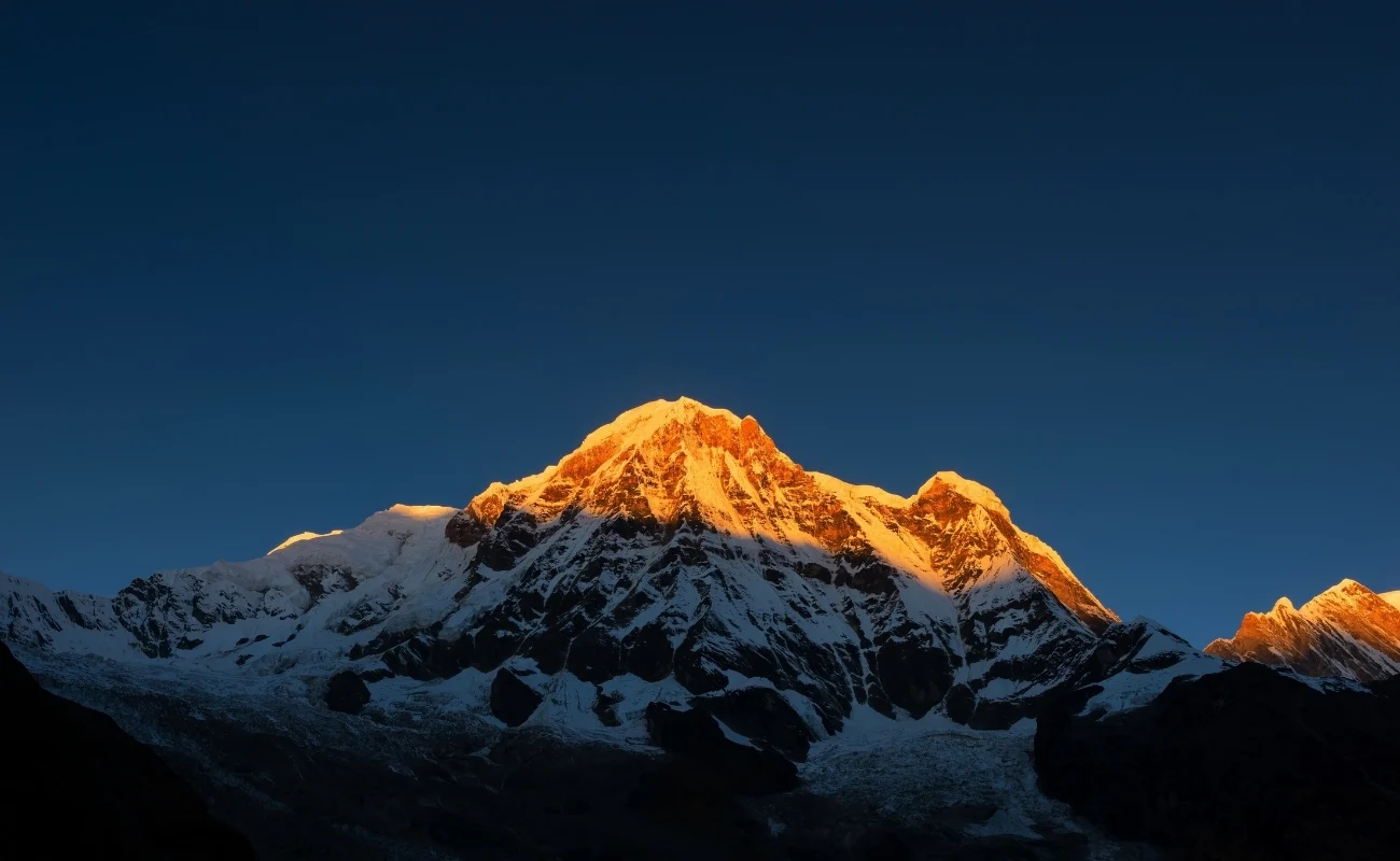 Annapurna Base Camp Trek in Spring (March–May Guide)